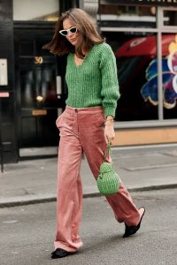 How to combine green and pink in fashionable looks