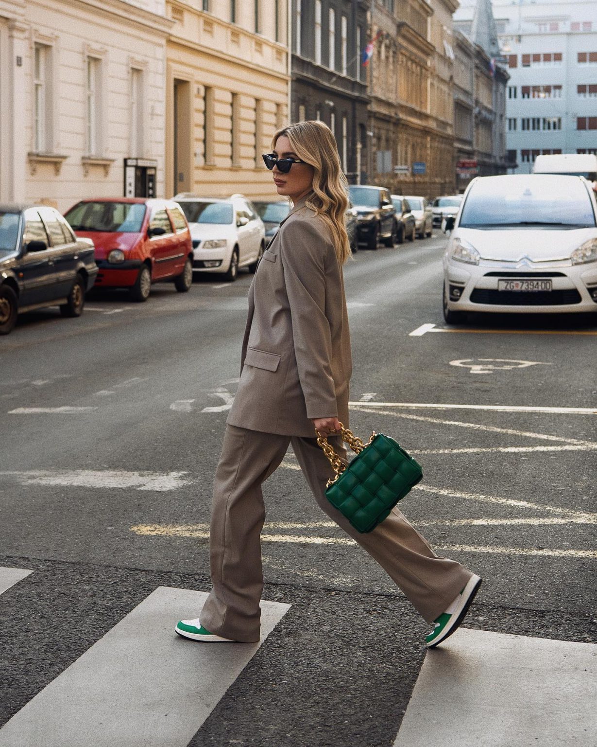 How to Wear Oversized Clothes